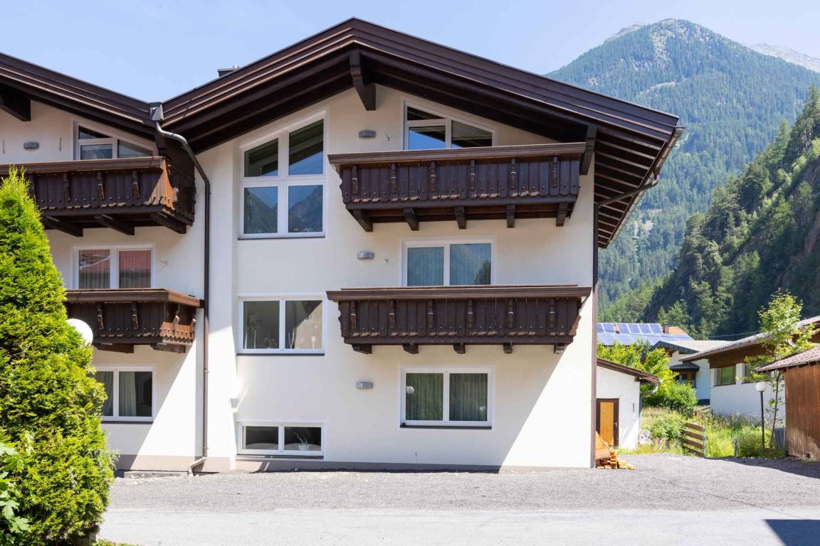 47 M² Appartement ∙ 2 Slaapkamers ∙ 4 Gasten - Längenfeld