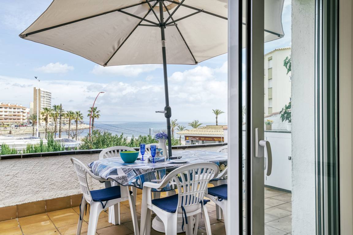 60 M² Apartment ∙ 2 Bedrooms ∙ 6 Guests - L'Estartit