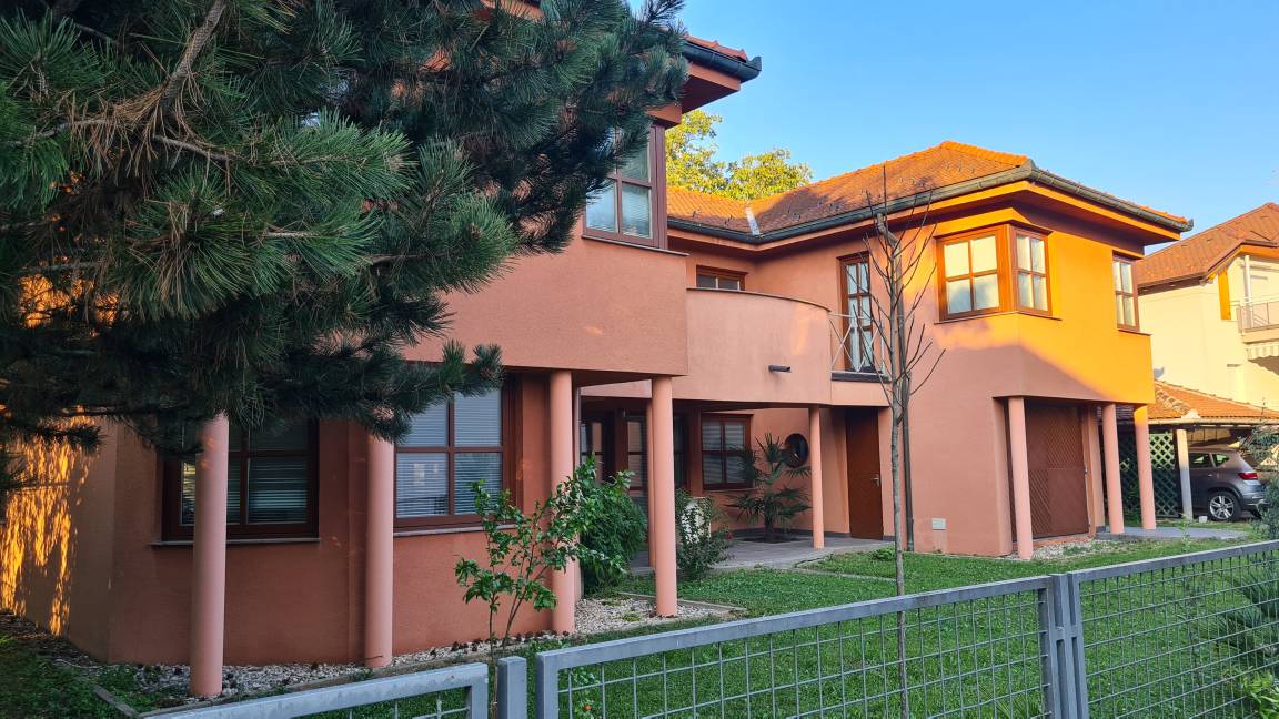 180 M² Casa Vacanza ∙ 2 Camere Da Letto ∙ 6 Ospiti - Samobor