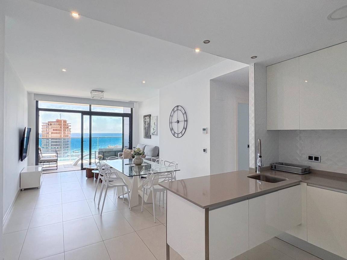 90 M² Ferienwohnung ∙ 2 Schlafzimmer ∙ 4 Gäste - Villajoyosa