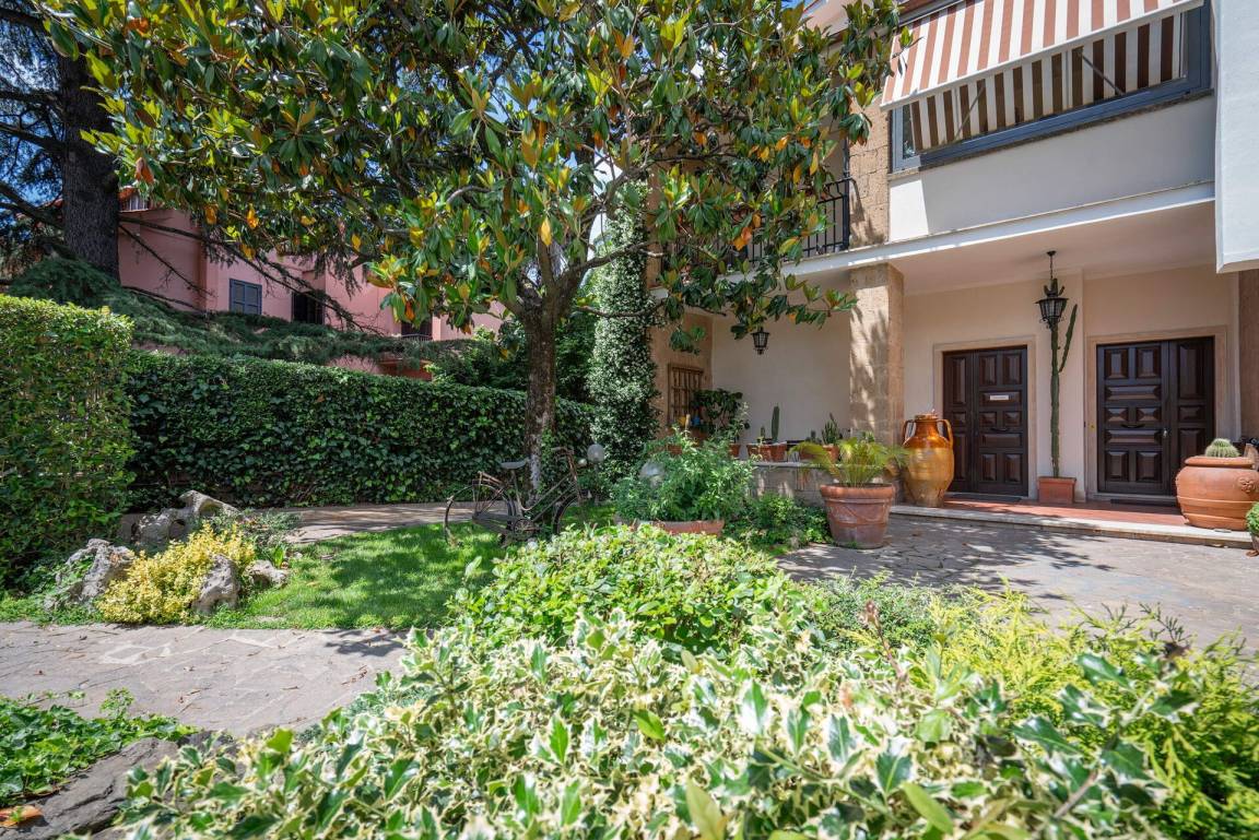135 M² Casa ∙ 3 Habitaciones ∙ 6 Huéspedes - Trevignano Romano