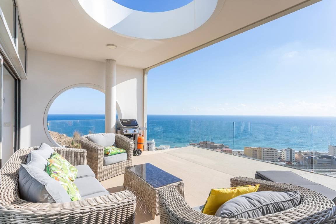 145 M² Apartamento ∙ 4 Habitaciones ∙ 8 Huéspedes - Fuengirola