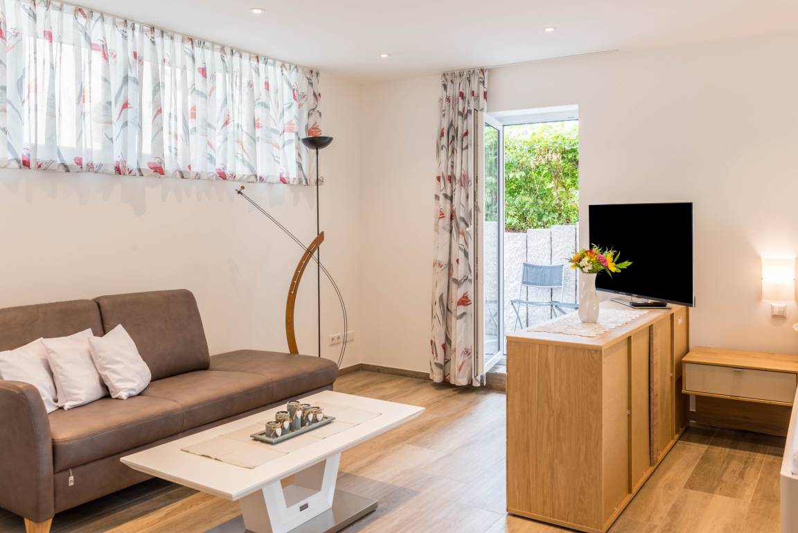 45 M² Ferienwohnung ∙ 1 Schlafzimmer ∙ 2 Gäste - Pfullendorf