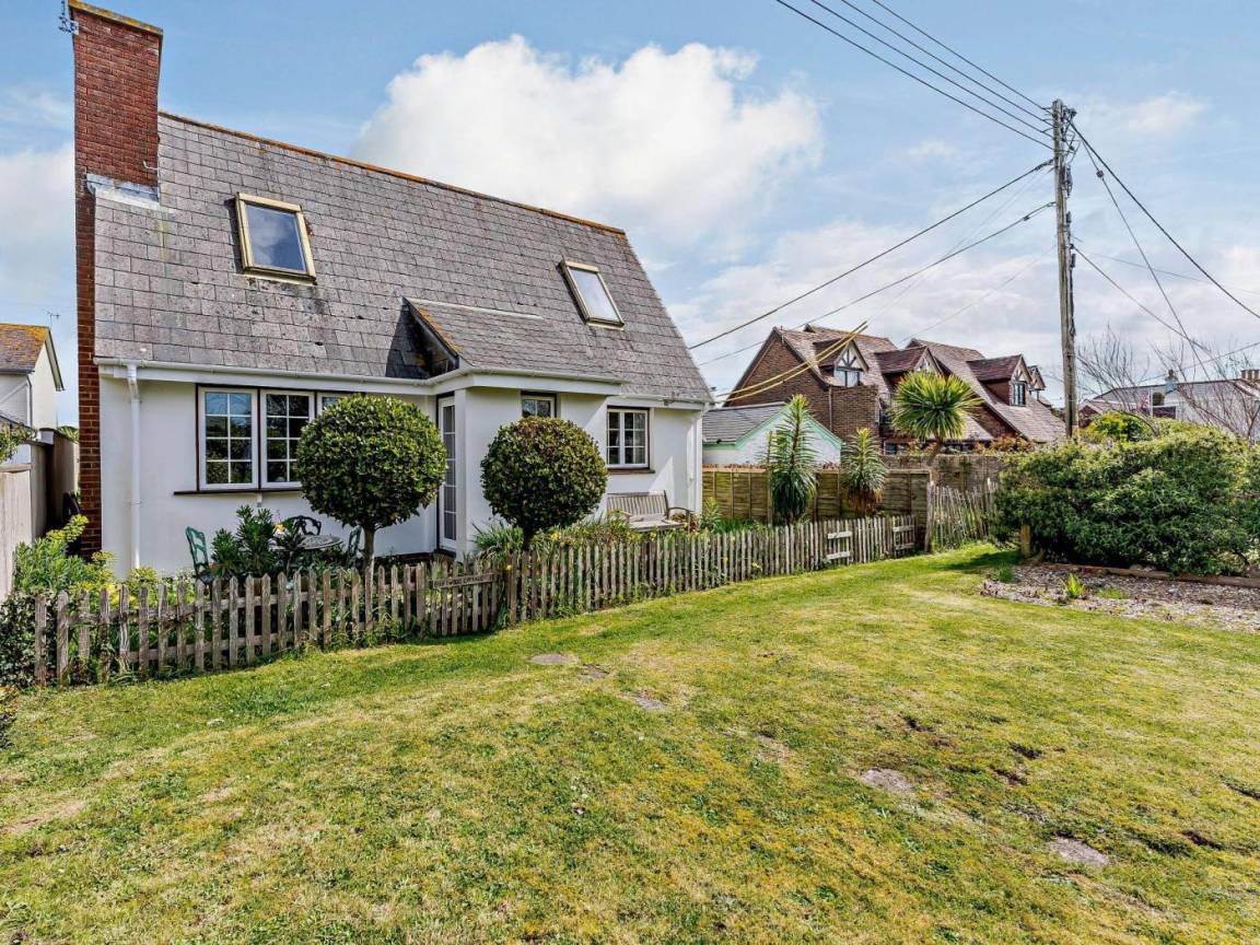 Cottage ∙ 2 Bedrooms ∙ 4 Guests - Bembridge