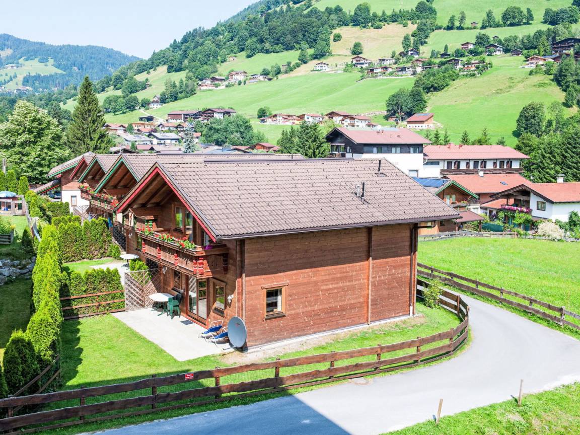 110 M² Ferienhaus ∙ 3 Schlafzimmer ∙ 6 Gäste - Auffach