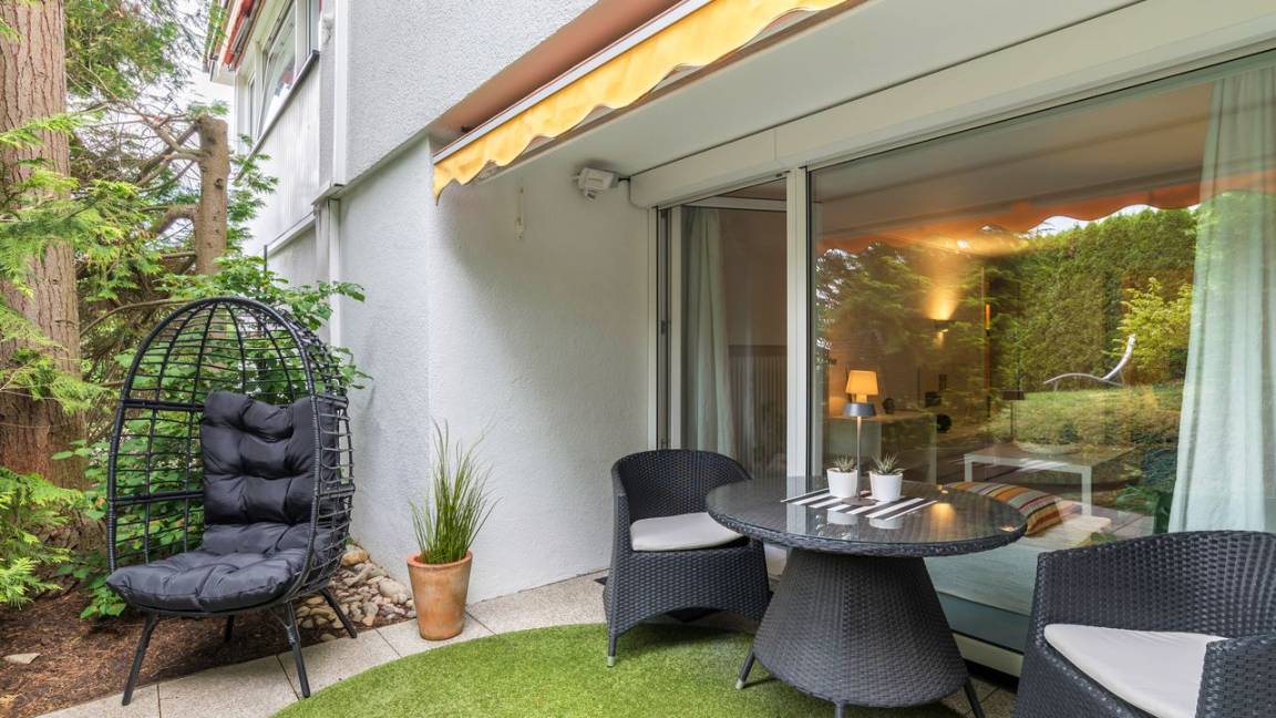 80 M² Ferienwohnung ∙ 3 Gäste - Neuhausen