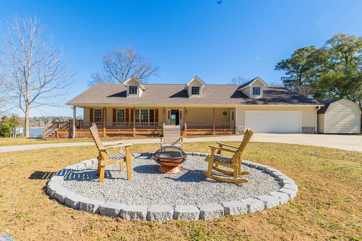 278 M² House ∙ 4 Bedrooms ∙ 10 Guests - Eufaula, AL