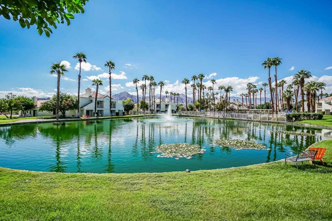 Condo ∙ 2 Bedrooms ∙ 6 Guests - Palm Desert, CA