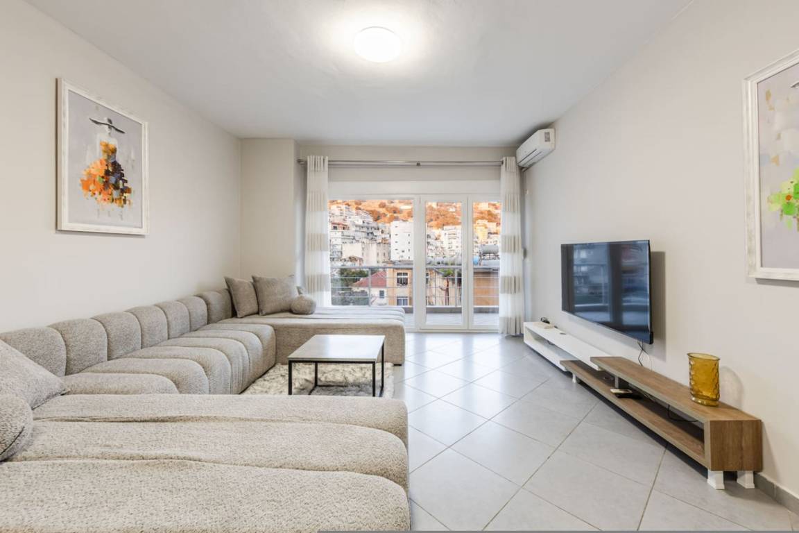 Apartment ∙ 2 Bedrooms ∙ 5 Guests - Sarandë