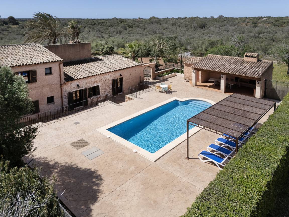 200 M² Ferienhaus ∙ 3 Schlafzimmer ∙ 6 Gäste - Cala Llombards