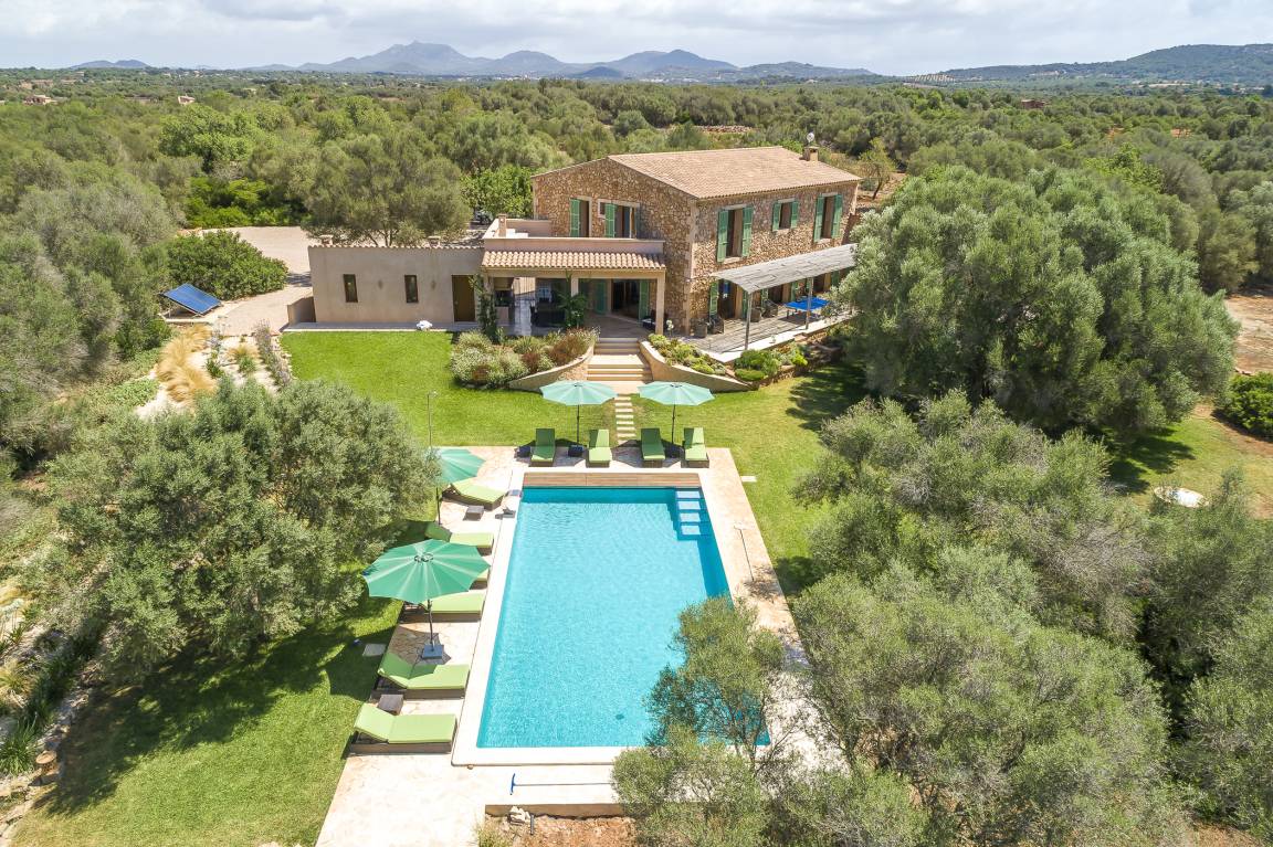 500 M² Villa ∙ 5 Bedrooms ∙ 10 Guests - Ses Salines