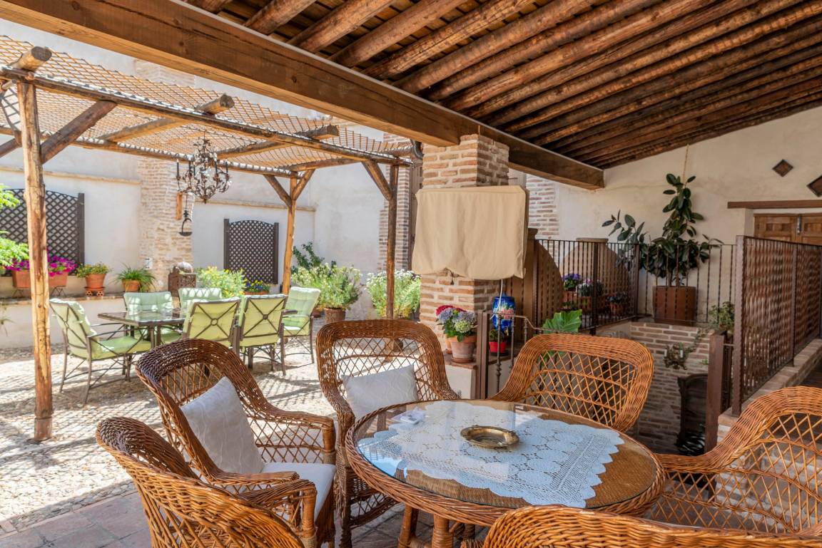 280 M² Huis ∙ 5 Slaapkamers ∙ 10 Gasten - Escalona