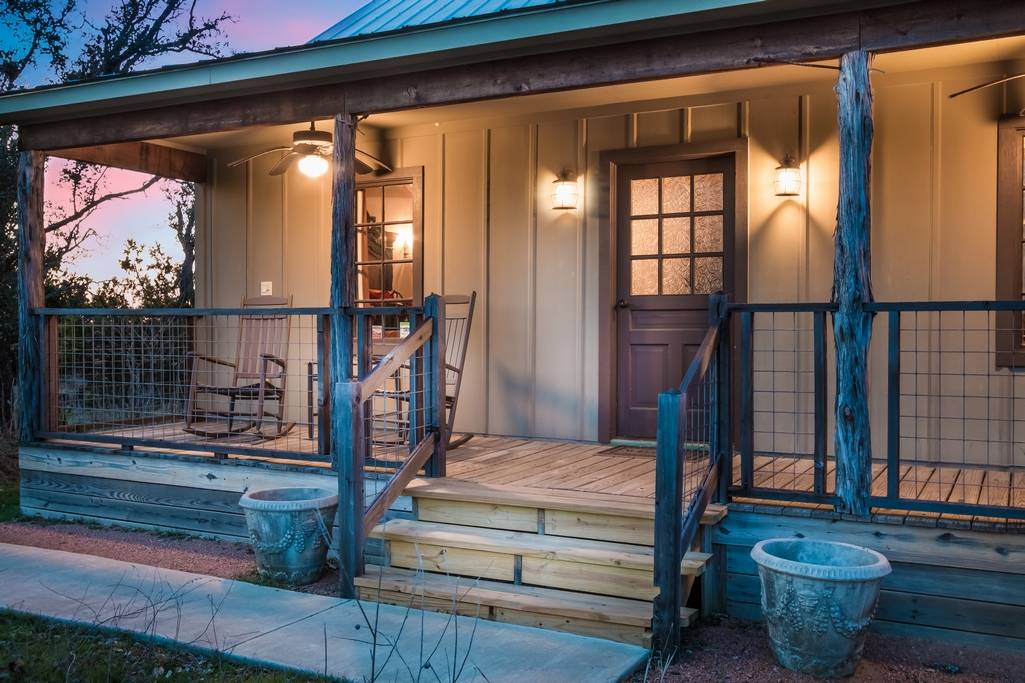 Cabin ∙ 1 Bedroom ∙ 2 Guests - Texas