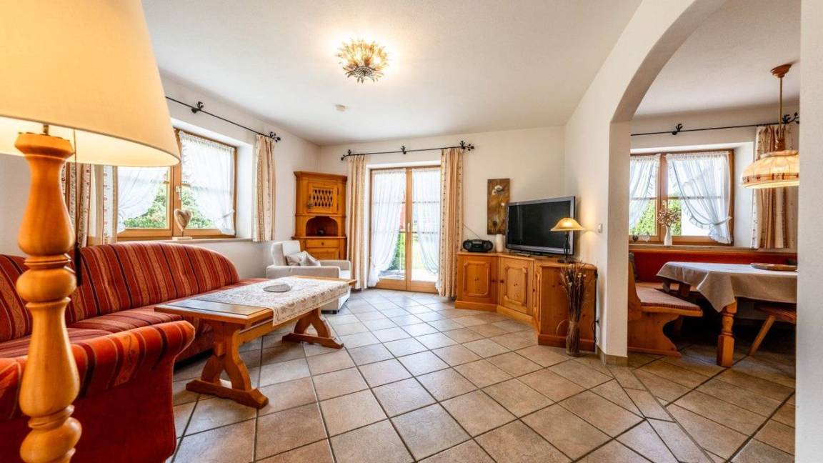 62 M² Ferienwohnung ∙ 1 Schlafzimmer ∙ 2 Gäste - Walchensee