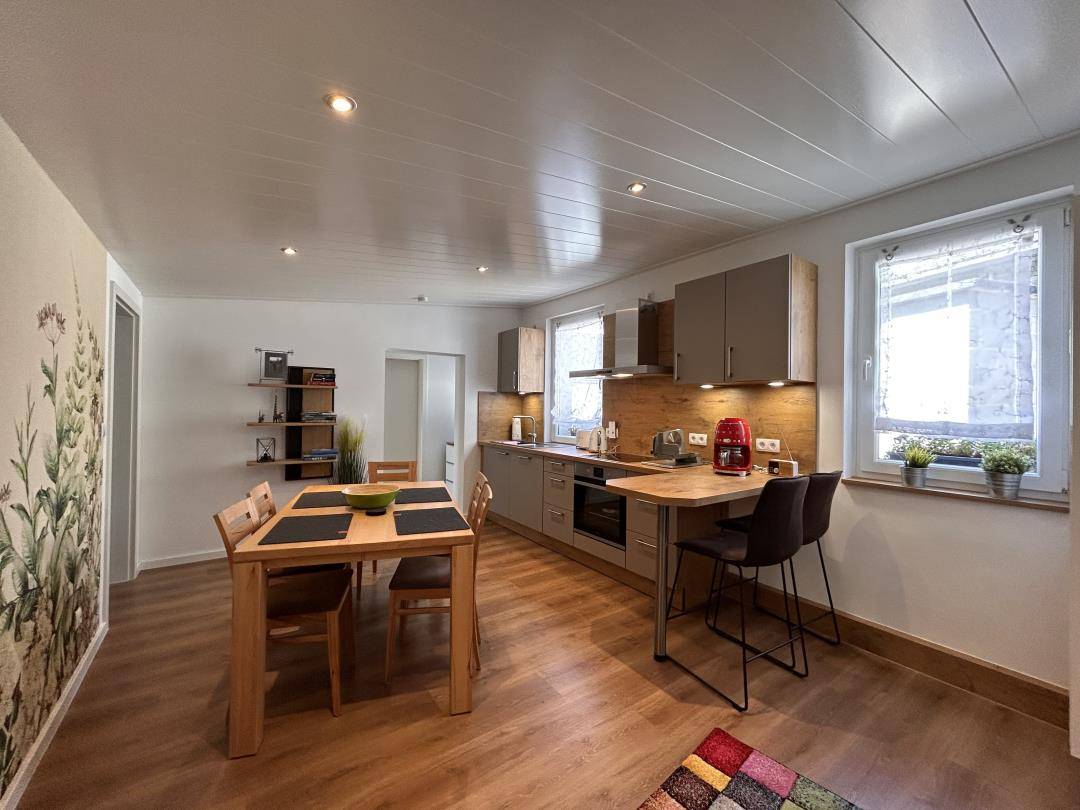 60 M² Ferienwohnung ∙ 2 Schlafzimmer ∙ 5 Gäste - Greifenstein