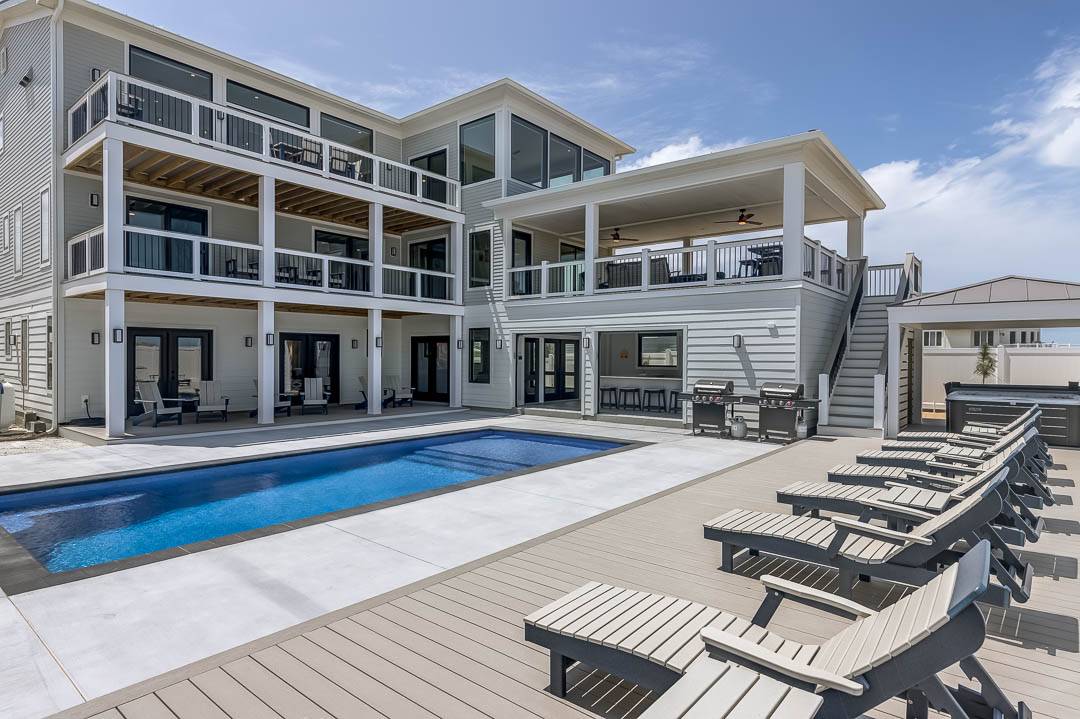 628 M² House ∙ 9 Bedrooms ∙ 24 Guests - Virginia Beach, VA