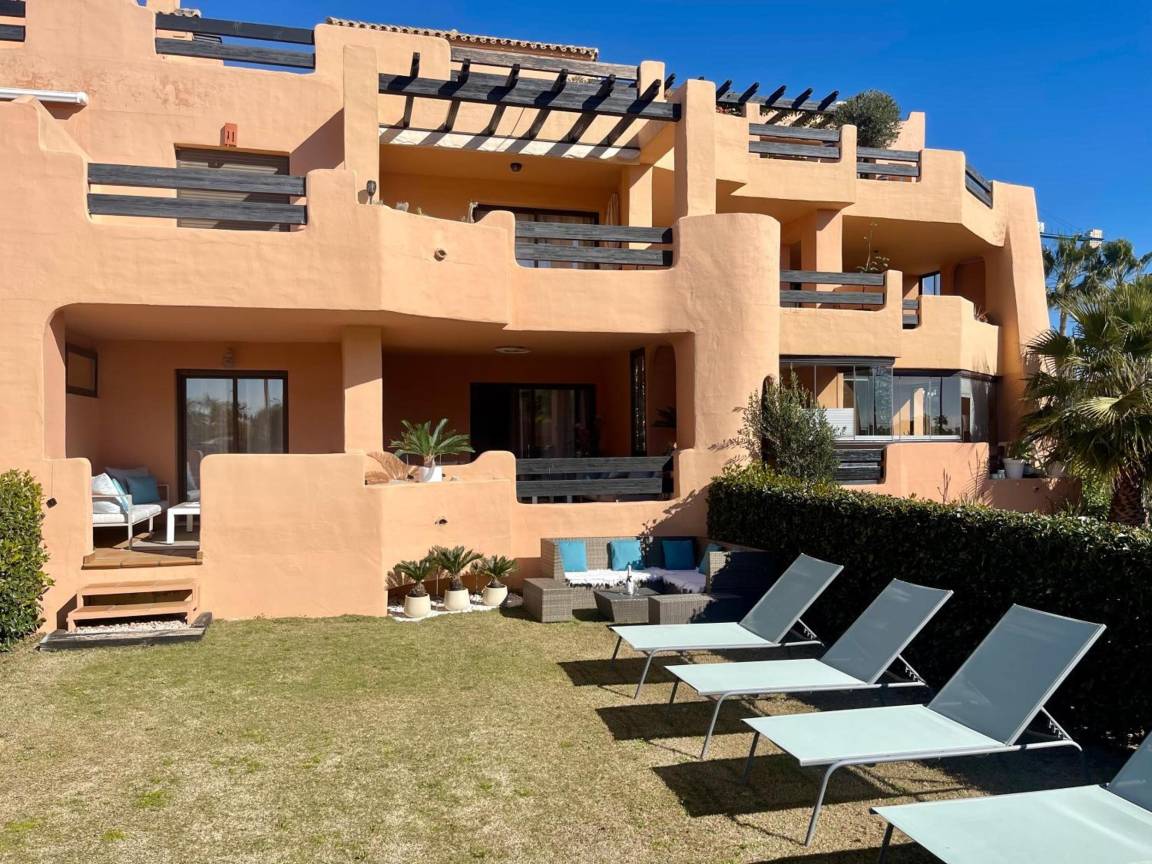134 M² Apartment ∙ 2 Bedrooms ∙ 6 Guests - Casares