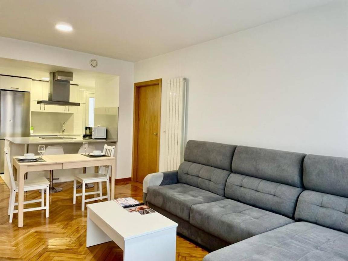 65 M² Appartement ∙ 1 Chambre ∙ 3 Personnes - Vigo
