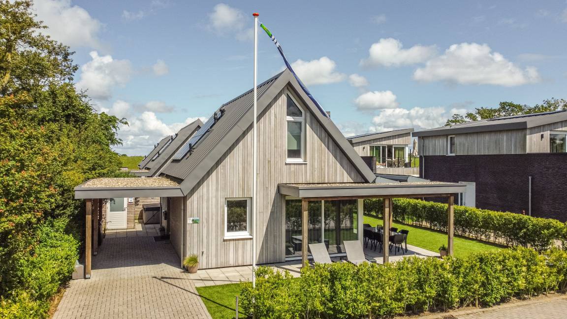 110 M² Villa ∙ 3 Bedrooms ∙ 8 Guests - Vlissingen