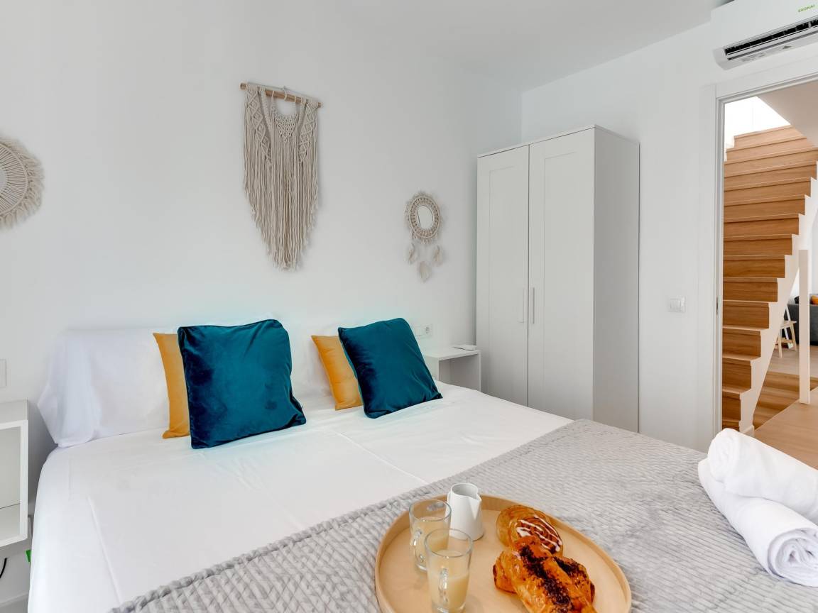 60 M² Apartamento ∙ 2 Habitaciones ∙ 5 Huéspedes - Estepona