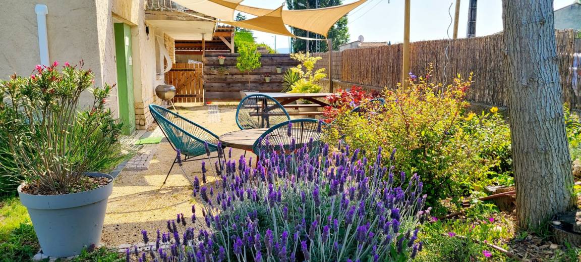 48 M² Appartement ∙ 2 Chambres ∙ 4 Personnes - Pierrelatte