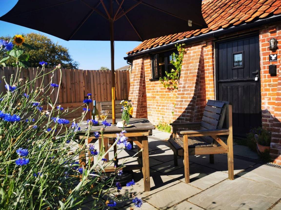 Cottage ∙ 1 Bedroom ∙ 2 Guests - Beccles