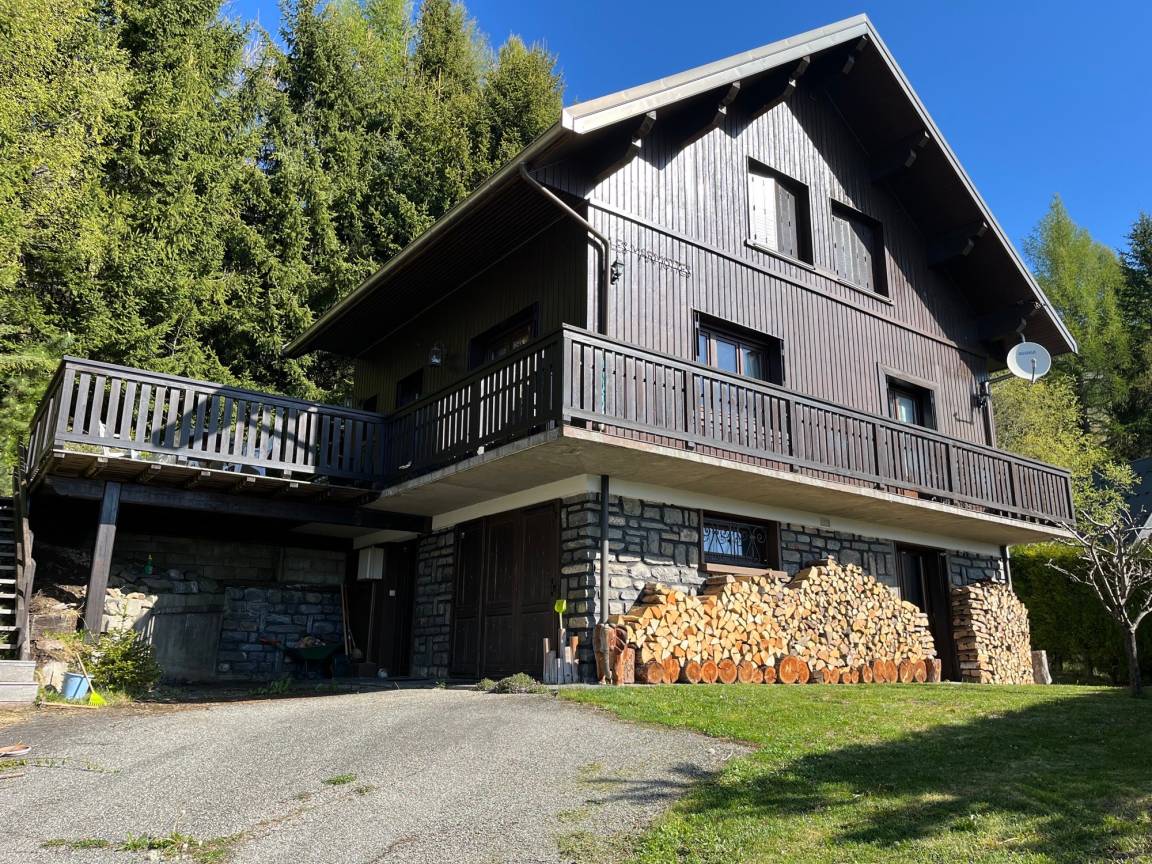 120 M² Chalet ∙ 4 Chambres ∙ 9 Personnes - Allevard