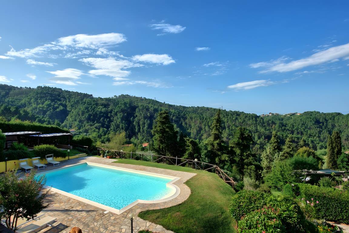 60 M² Appartamento ∙ 2 Camere Da Letto ∙ 4 Ospiti - Camaiore