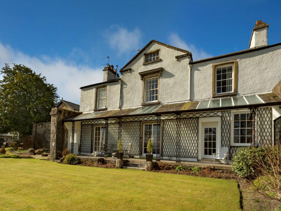 Apartment ∙ 2 Bedrooms ∙ 4 Guests - Grange-over-Sands