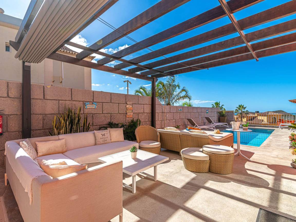 220 M² Ferienhaus ∙ 5 Schlafzimmer ∙ 10 Gäste - Los Cristianos