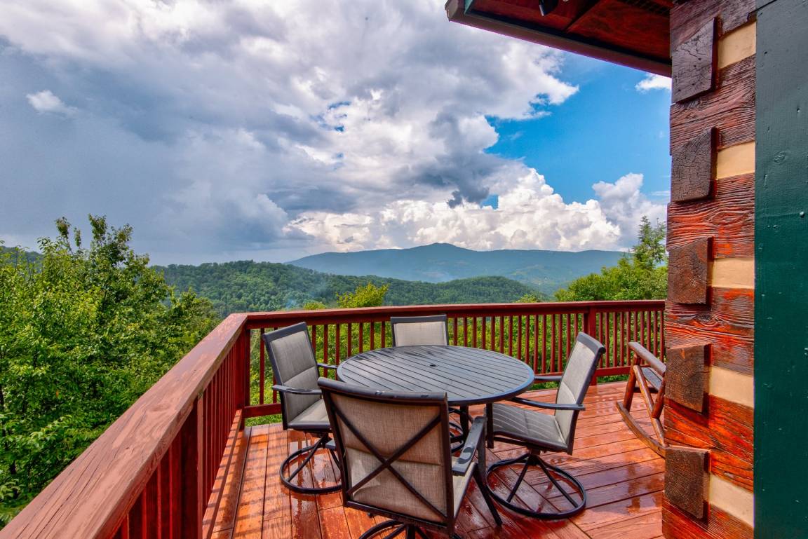 Cabin ∙ 3 Bedrooms ∙ 6 Guests - Sugar Mountain, NC