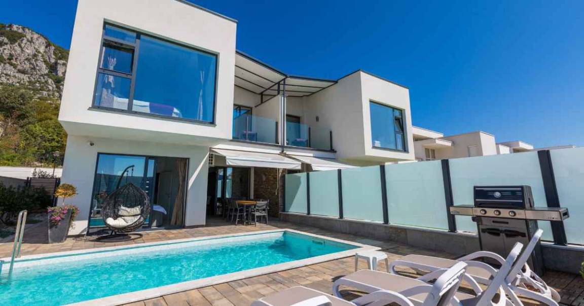 140 M² Ferienhaus ∙ 4 Schlafzimmer ∙ 8 Gäste - Dramalj