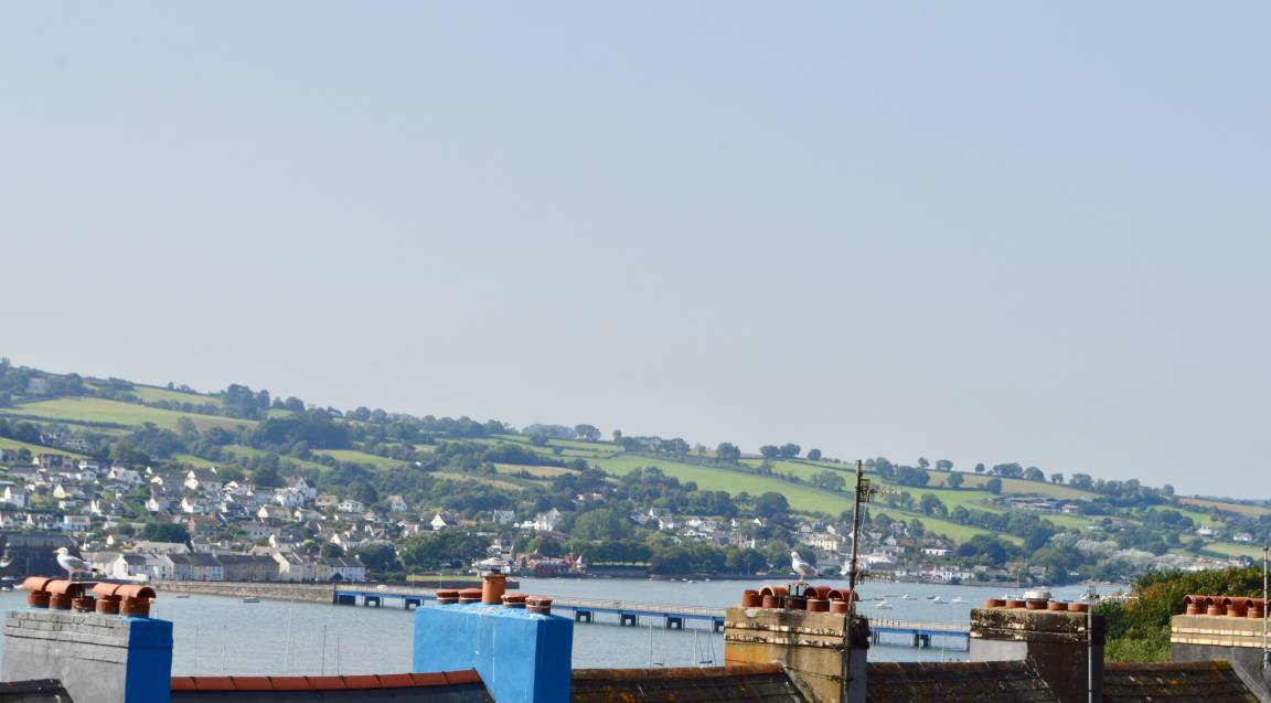 105 M² Cottage ∙ 2 Bedrooms ∙ 4 Guests - Shaldon