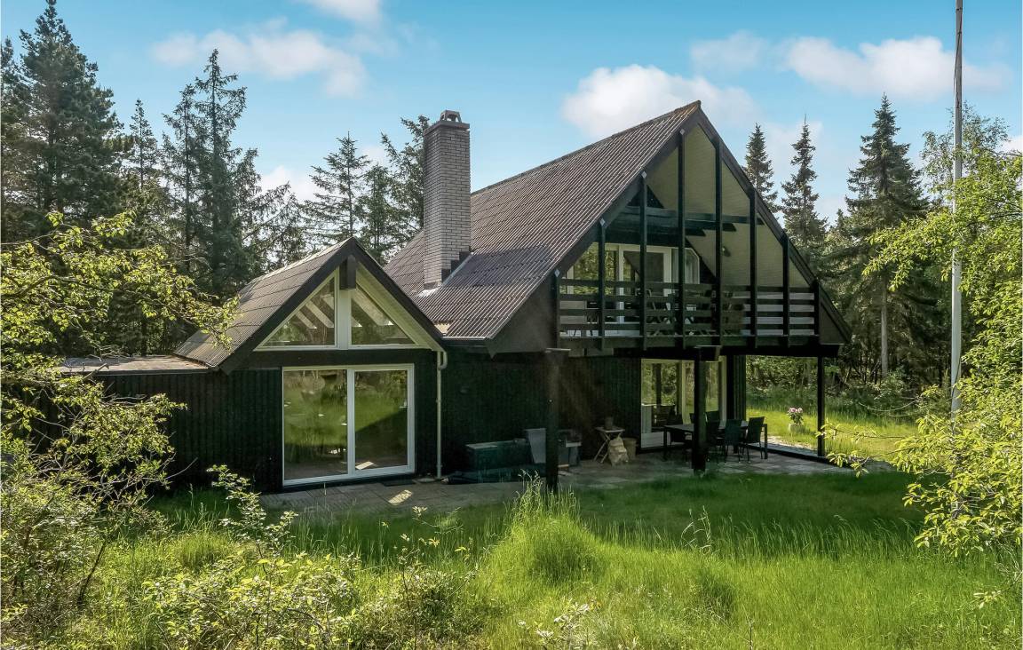159 M² Ferienhaus ∙ 4 Schlafzimmer ∙ 8 Gäste - Blåvand