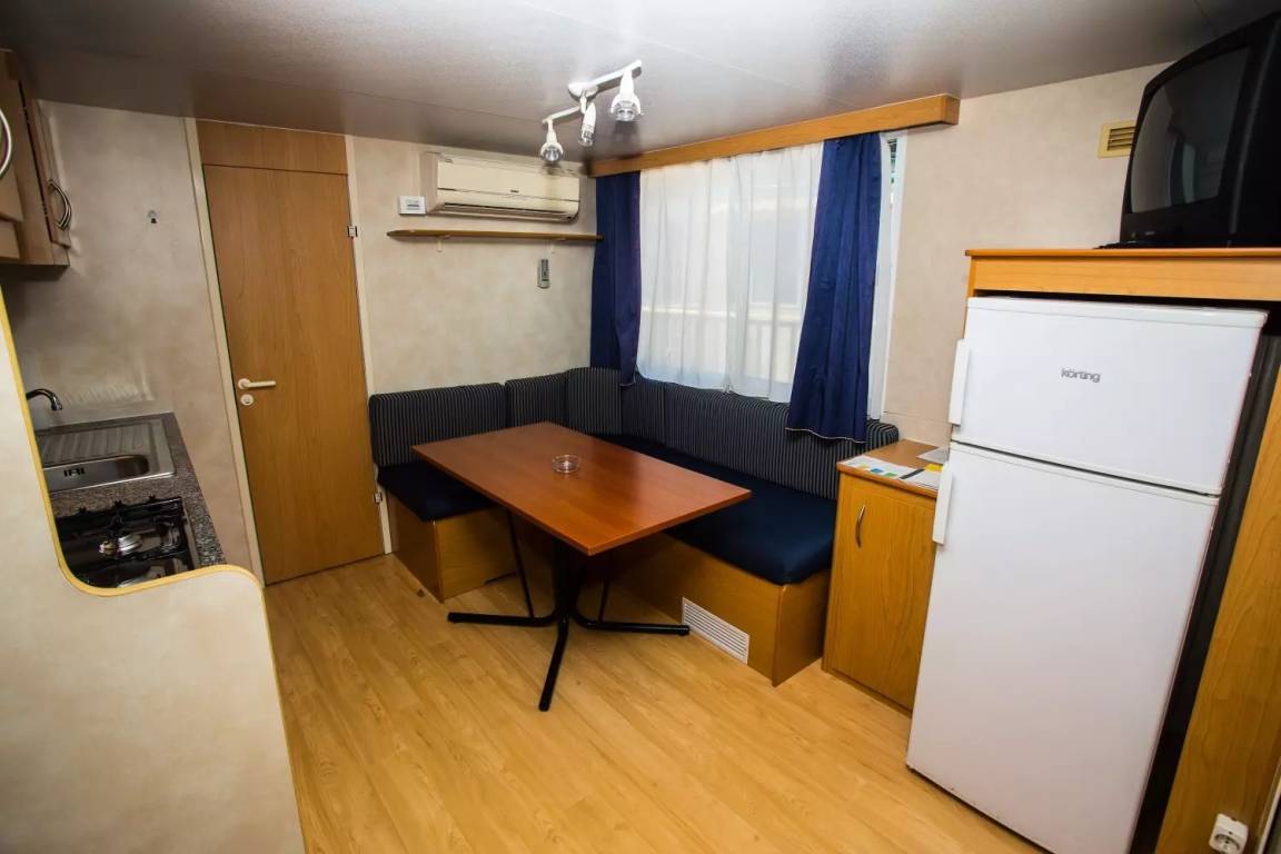 24 M² Mobilheim ∙ 2 Schlafzimmer ∙ 5 Gäste - Istrien