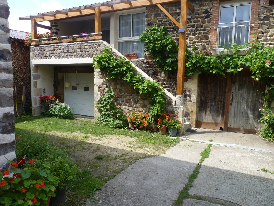 55 M² Gîte ∙ 2 Chambres ∙ 4 Personnes - Pont-du-Château