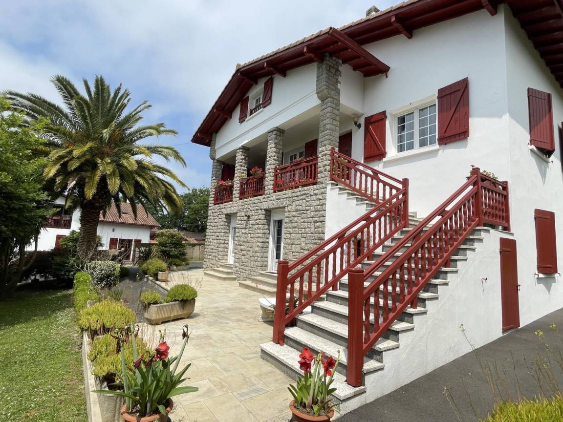 72 M² Gîte ∙ 3 Chambres ∙ 6 Personnes - Pays basque français