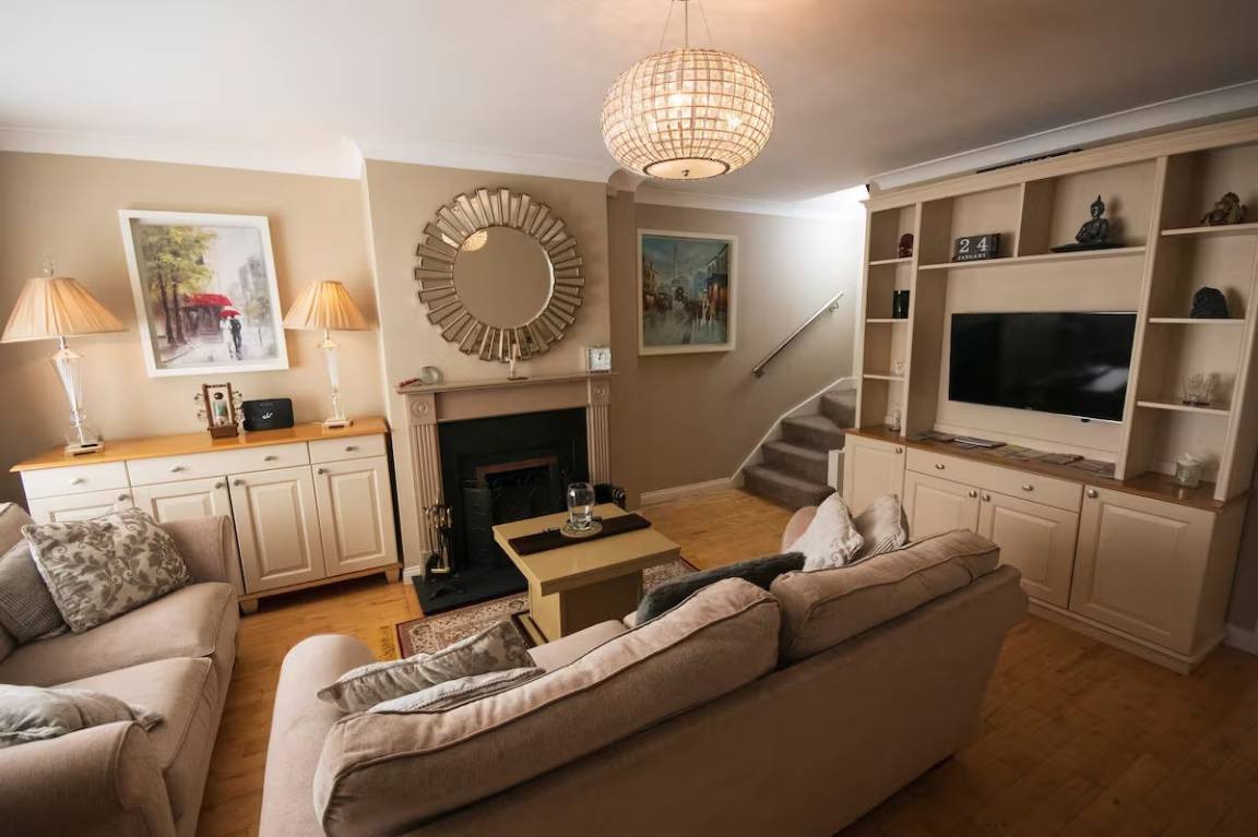 55 M² House ∙ 2 Bedrooms ∙ 4 Guests - County Meath