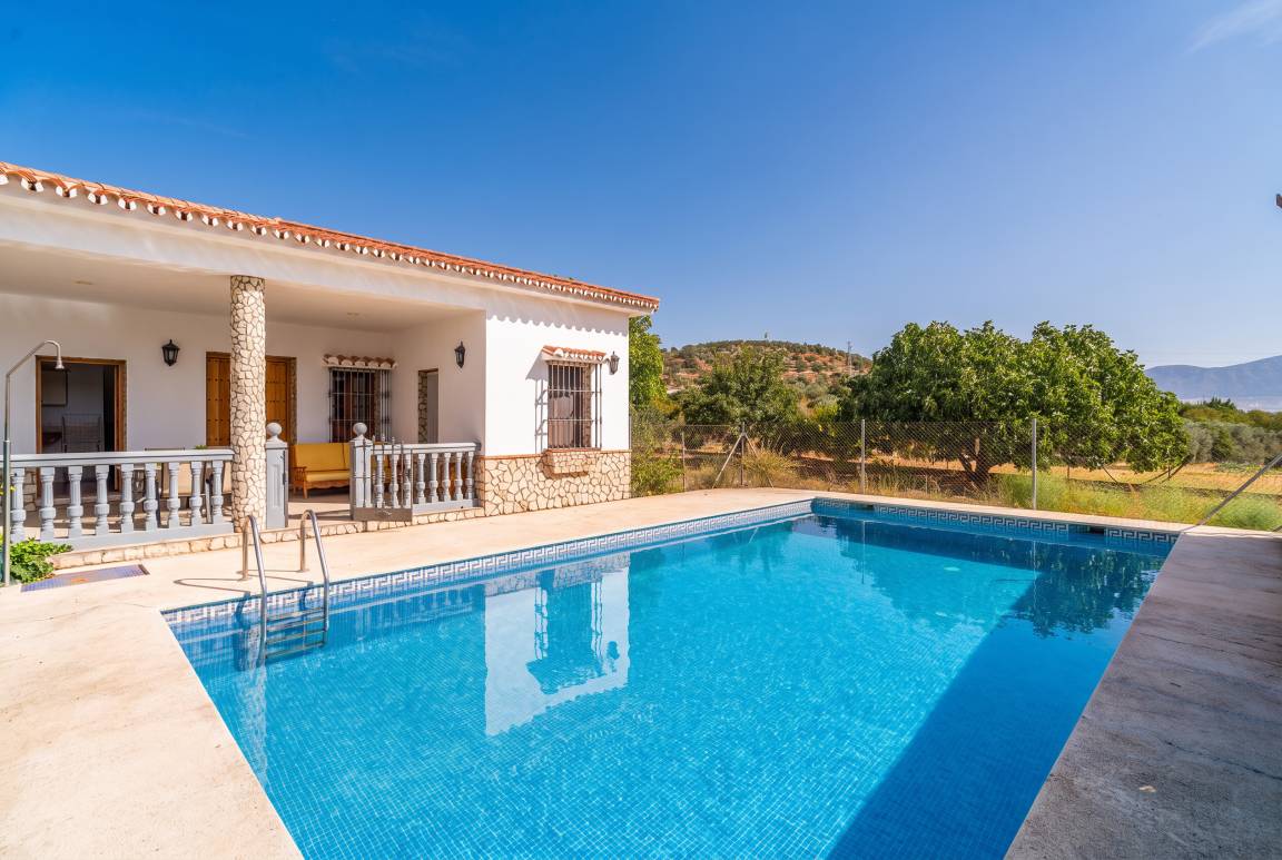 160 M² Casa Rural ∙ 3 Habitaciones ∙ 6 Huéspedes - Provincia de Málaga, España