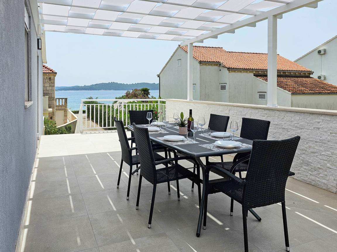 120 M² Apartment ∙ 3 Bedrooms ∙ 6 Guests - Korčula Island