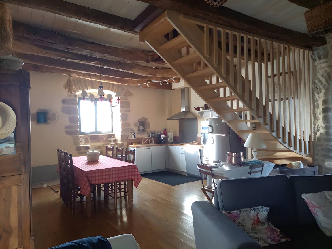 65 M² Casa ∙ 1 Habitación ∙ 4 Huéspedes - Espalion