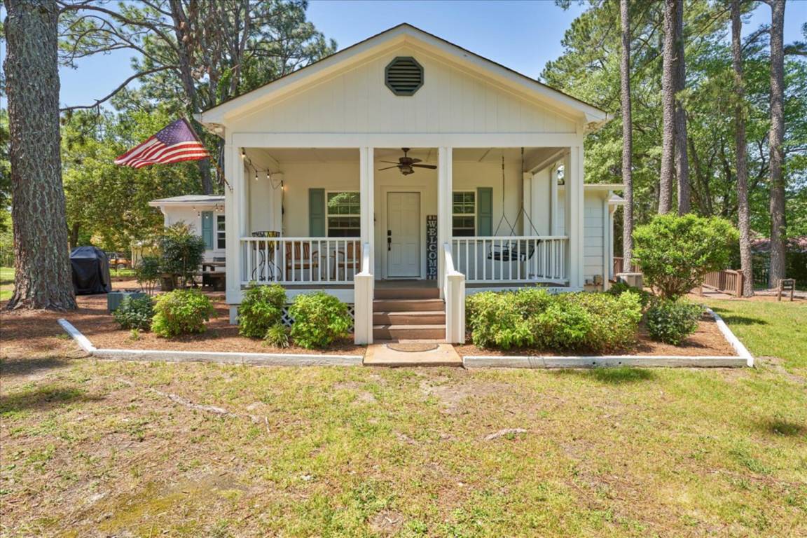 102 M² House ∙ 3 Bedrooms ∙ 5 Guests - Southern Pines, NC