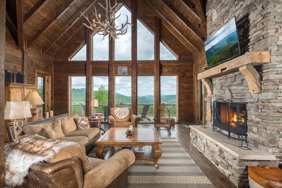 456 M² Lodge ∙ 3 Bedrooms ∙ 17 Guests - Boone, NC