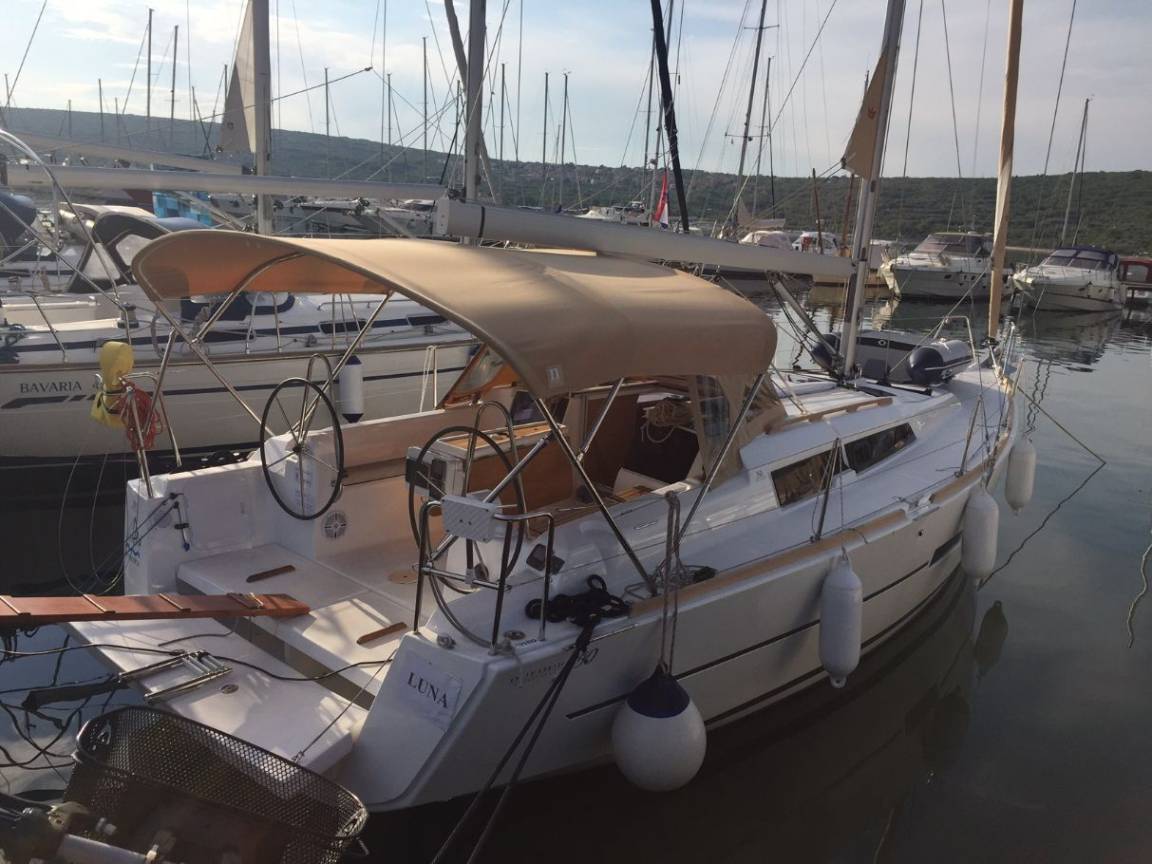 Hausboot ∙ 2 Schlafzimmer ∙ 4 Gäste - Krk