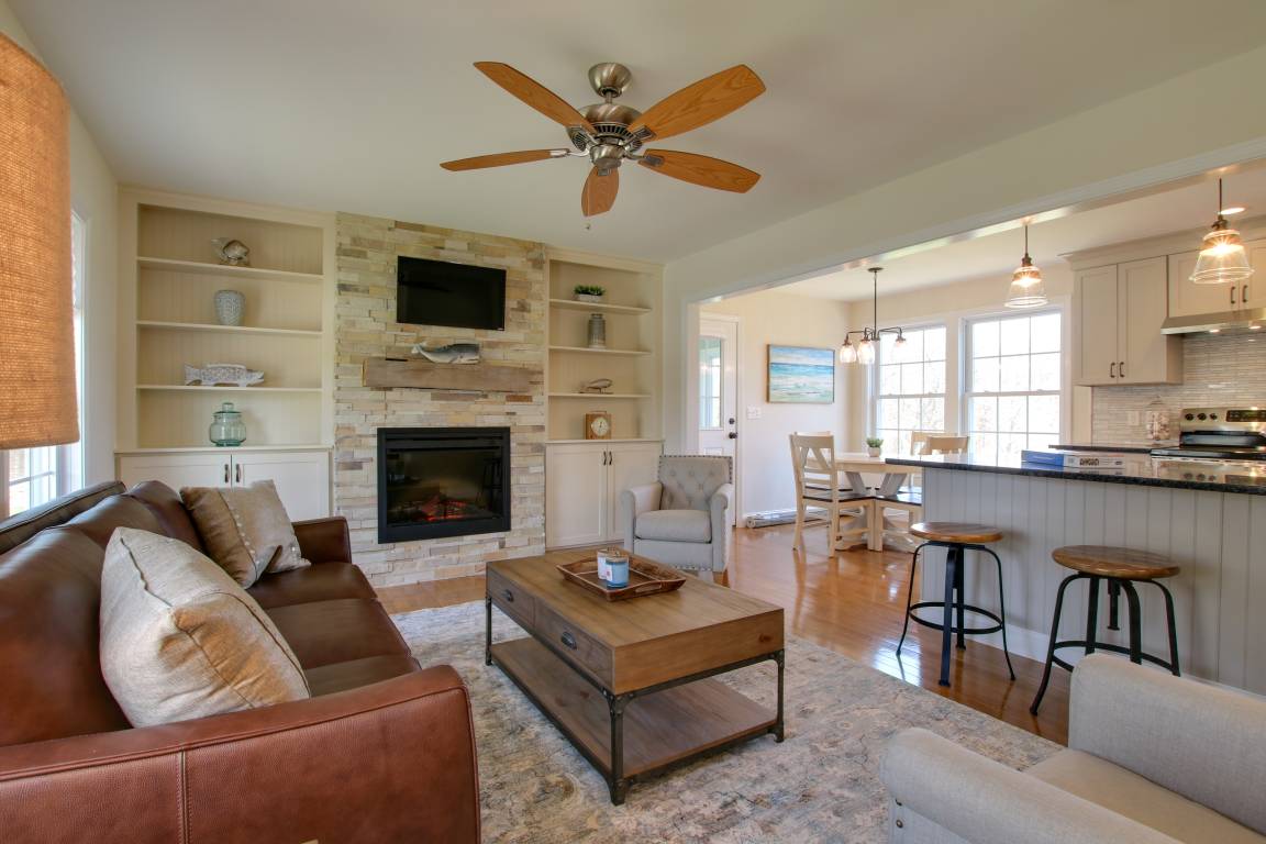 120 M² House ∙ 3 Bedrooms ∙ 4 Guests - Misquamicut State Beach, RI