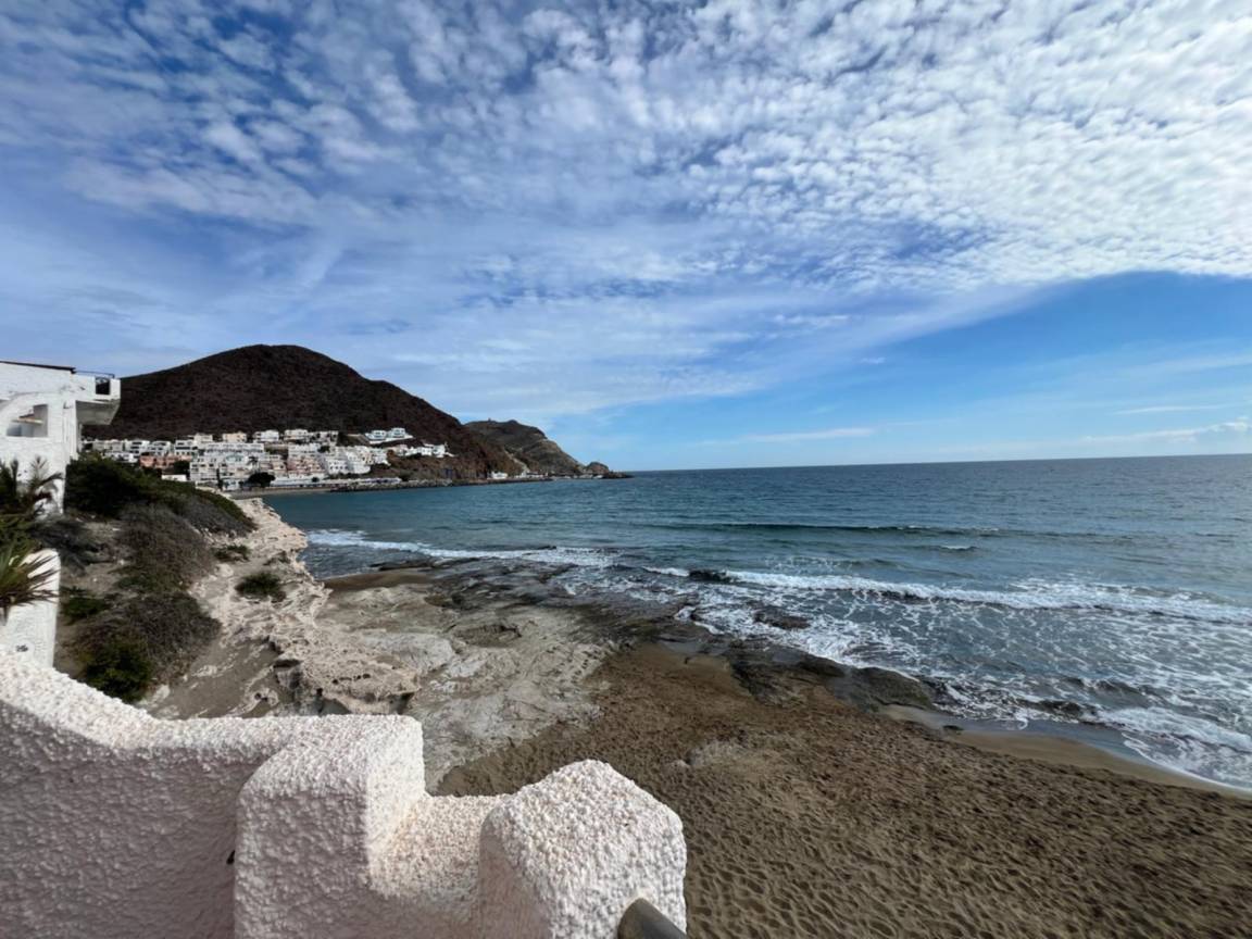 240 M² Casa Rural ∙ 4 Habitaciones ∙ 8 Huéspedes - Andalucía