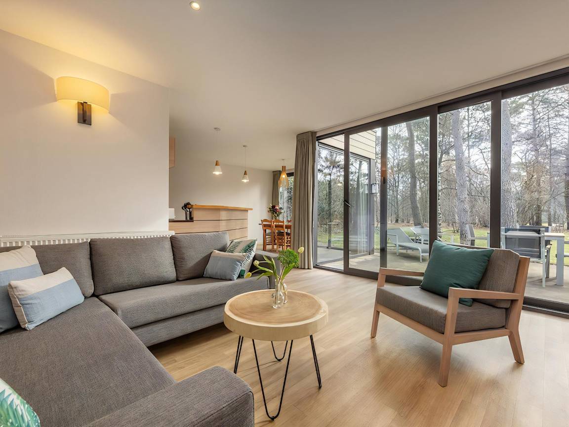 Cottage ∙ 2 Slaapkamers ∙ 4 Gasten - Eindhoven