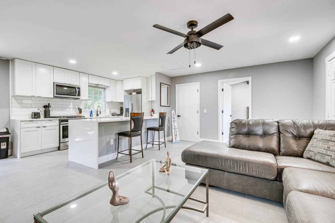 139 M² House ∙ 4 Bedrooms ∙ 8 Guests - Cocoa, FL