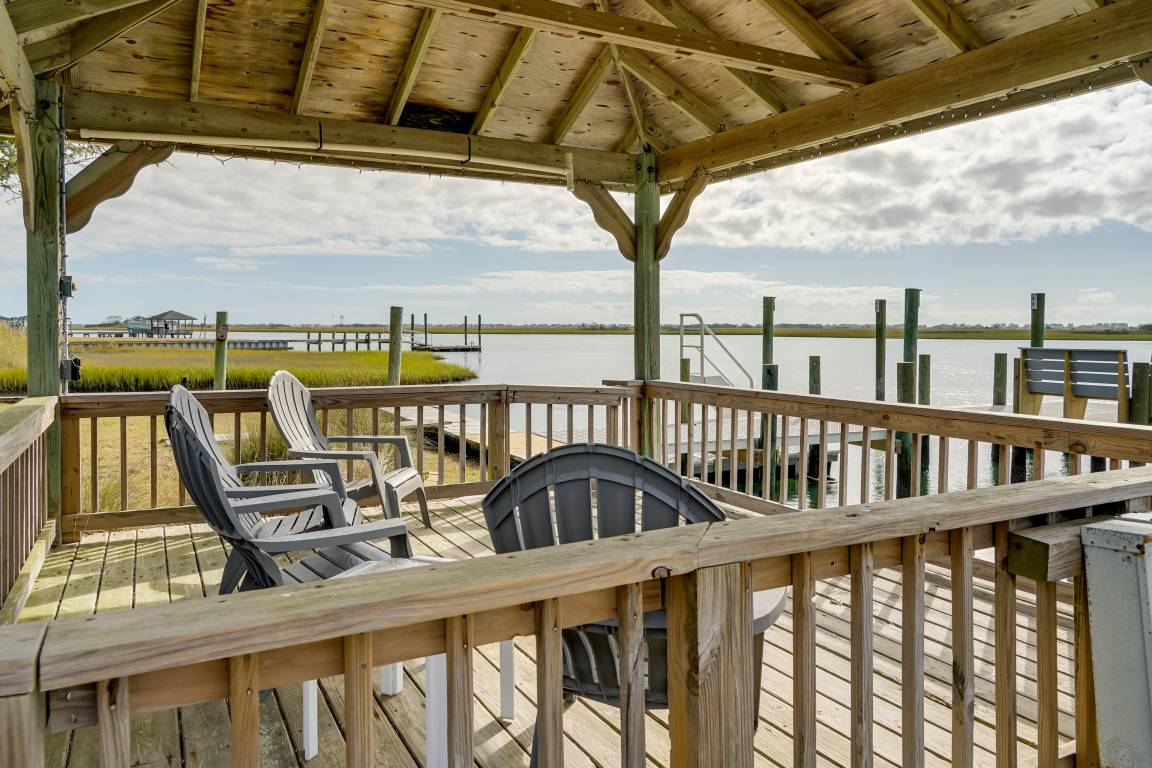 295 M² House ∙ 3 Bedrooms ∙ 8 Guests - Topsail Beach, NC