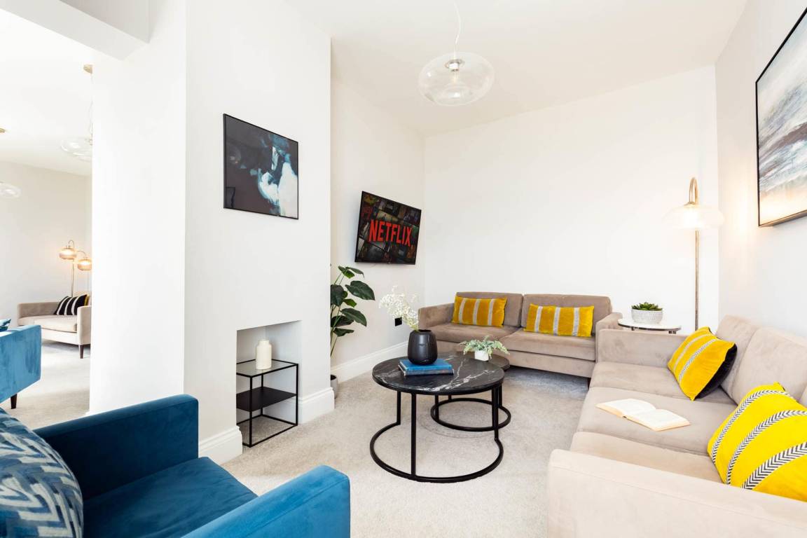 House ∙ 6 Bedrooms ∙ 12 Guests - Scarborough